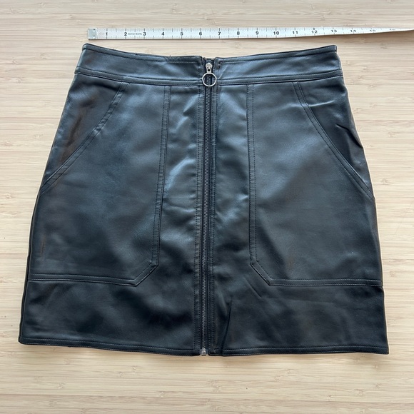 glam | Skirts | Glam Black Mini Skirt With Front Zipper Faux Leather ...